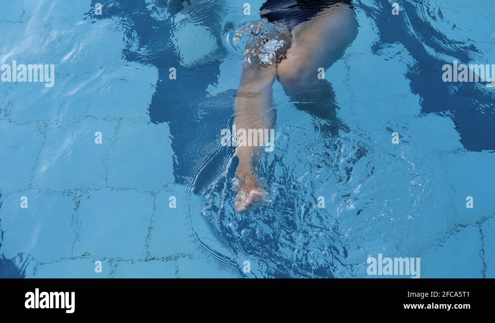 Feet shake Stock Videos & Footage - HD and 4K Video Clips - Alamy