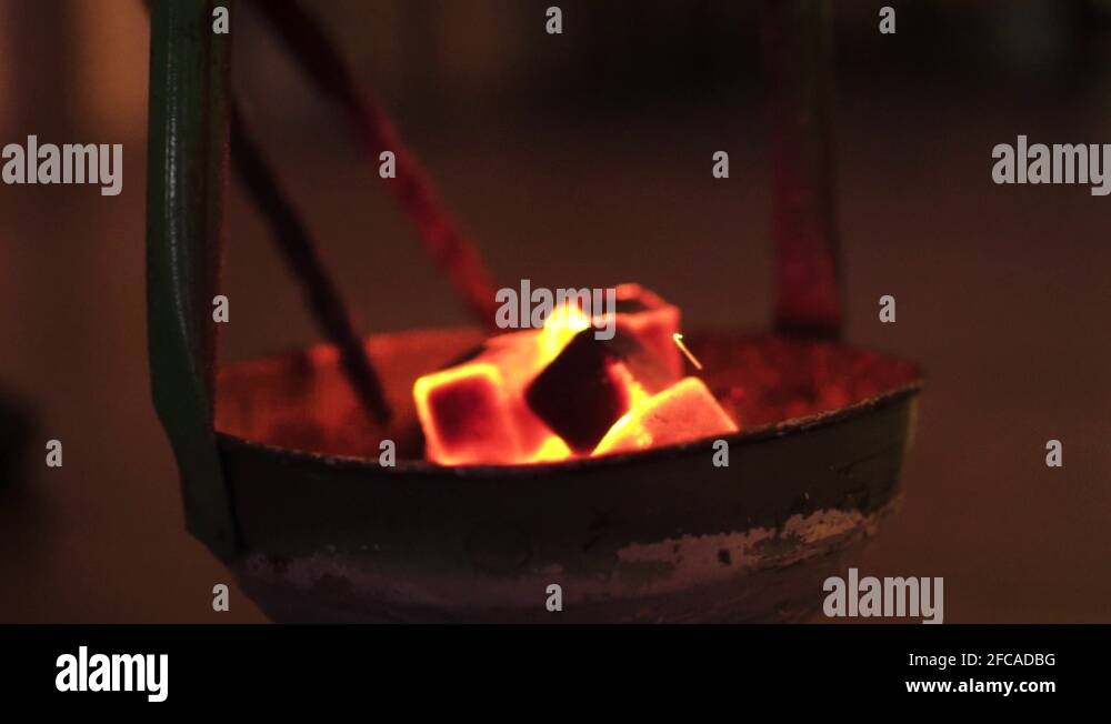 Tobacco cube Stock Videos & Footage - HD and 4K Video Clips - Alamy