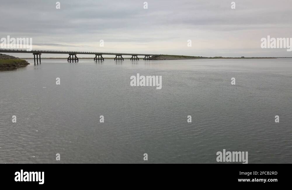 Bearing beam Stock Videos & Footage - HD and 4K Video Clips - Alamy