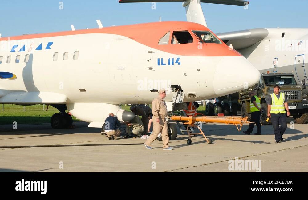 Ilyushin il 114 Stock Videos & Footage - HD and 4K Video Clips - Alamy