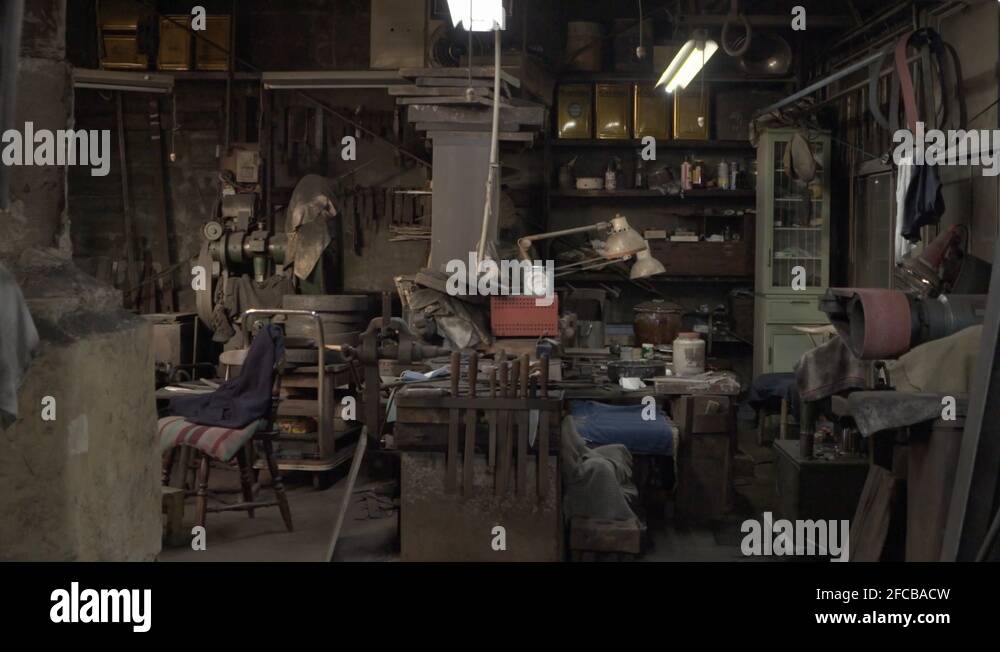 Messy store Stock Videos & Footage - HD and 4K Video Clips - Alamy