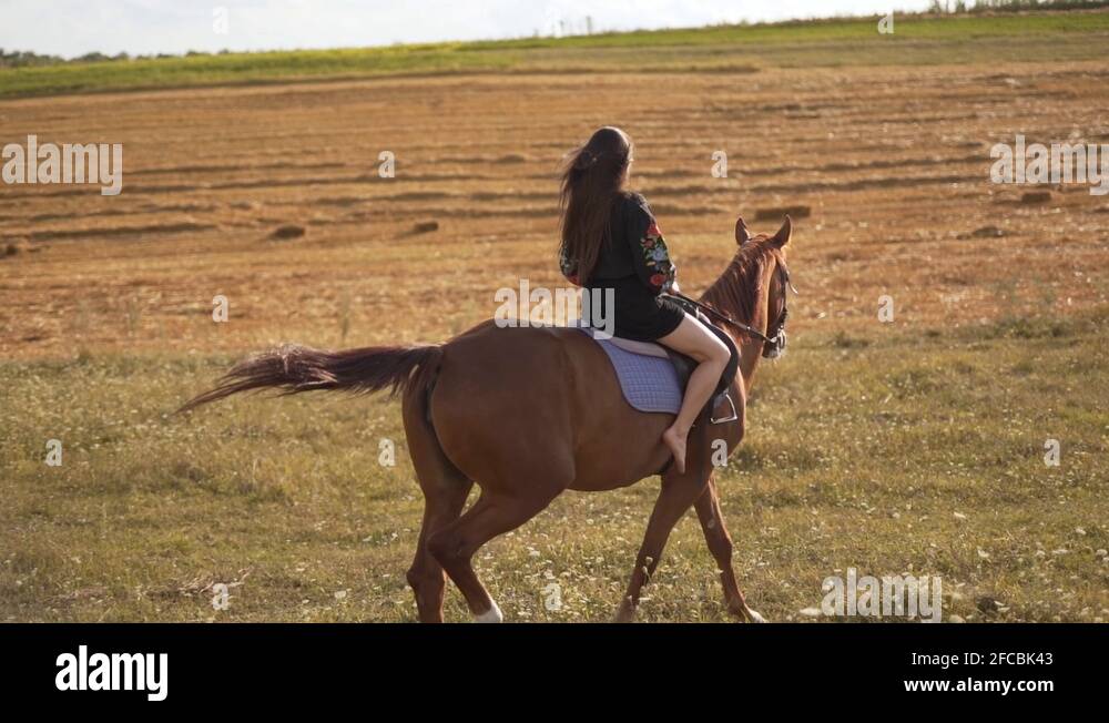 Riding barefoot Stock Videos & Footage - HD and 4K Video Clips - Alamy