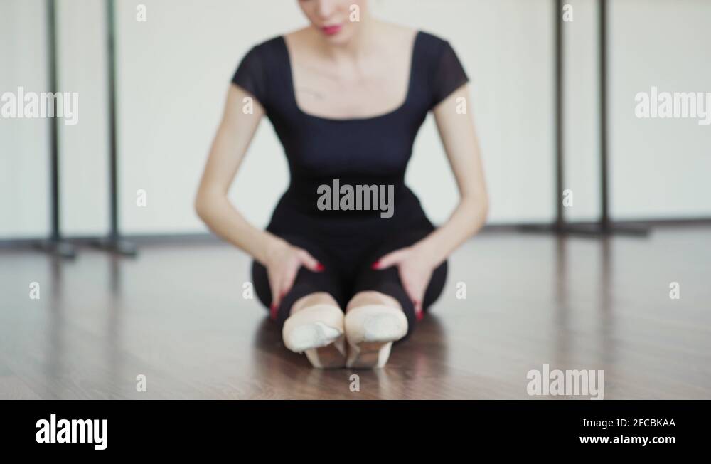 Seated ballerina Stock Videos & Footage - HD and 4K Video Clips - Alamy