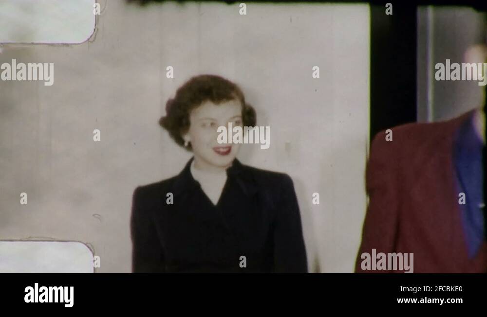 1950s romance kiss Stock Videos & Footage - HD and 4K Video Clips - Alamy