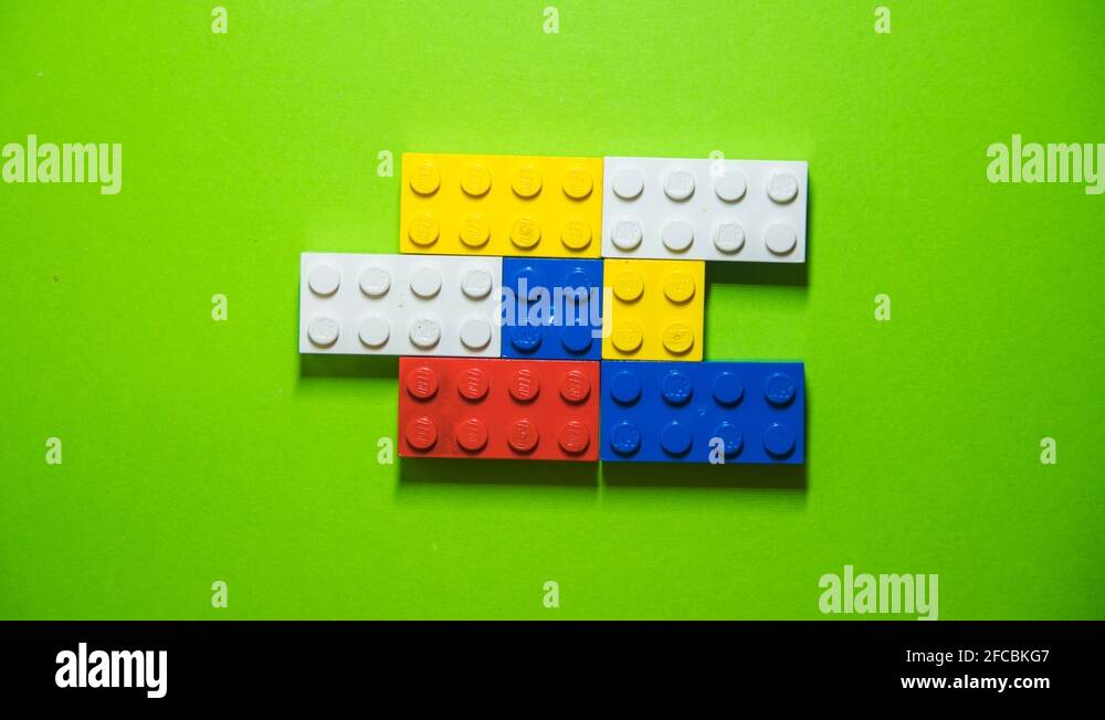 Stop motion transition with legos, top view, with green screen in the ...