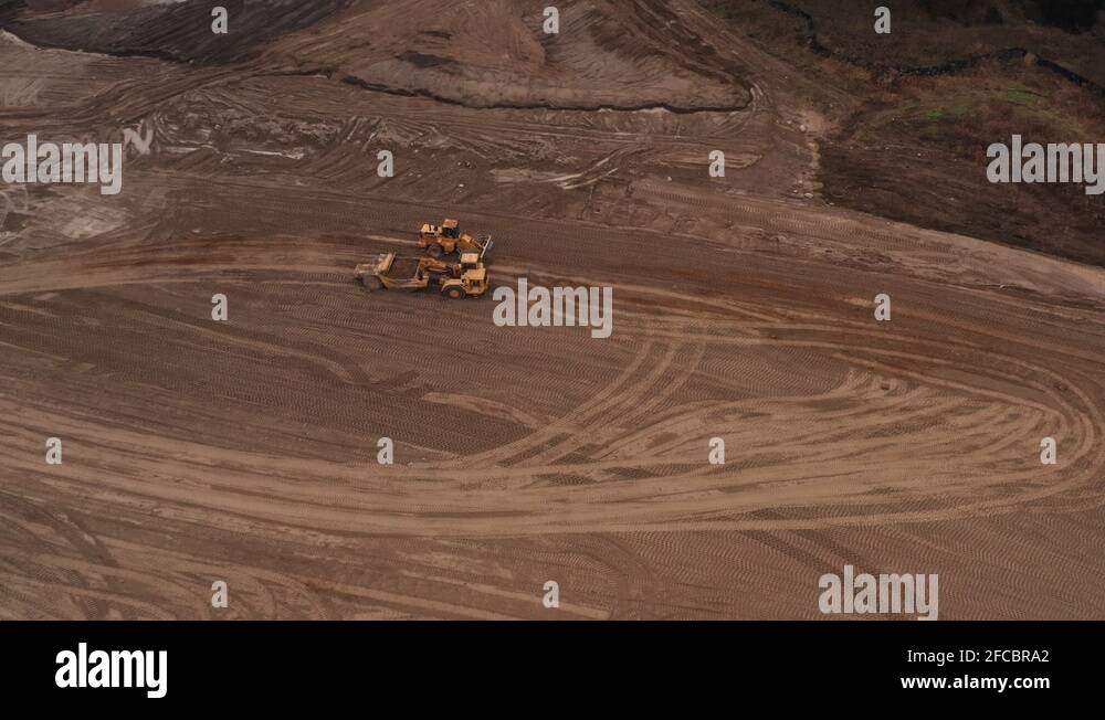 Earthmoving wheel loader Stock Videos & Footage - HD and 4K Video Clips ...