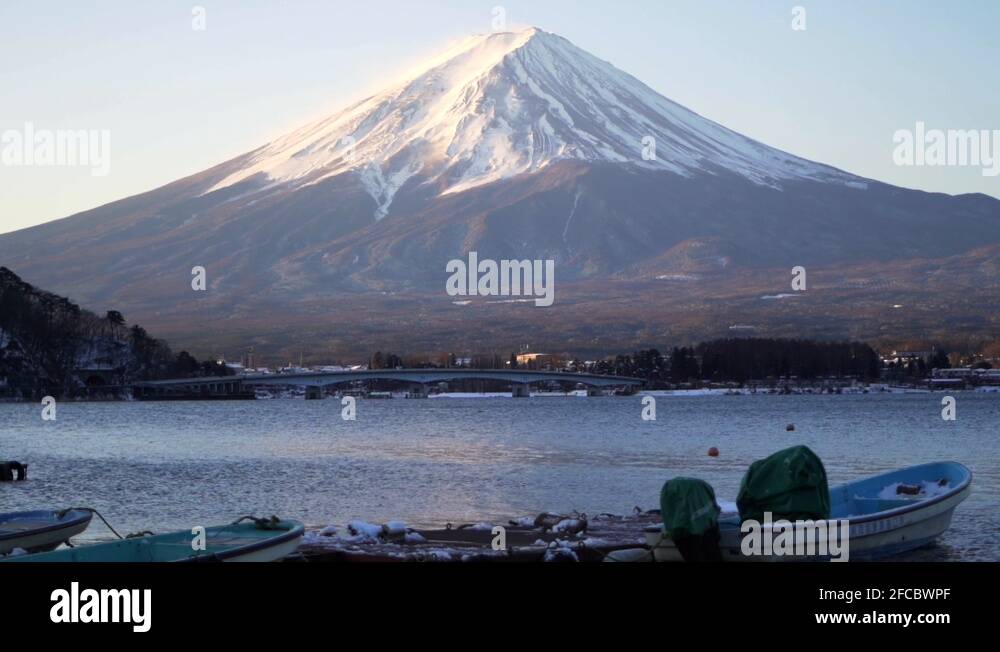 Fuji water girl Stock Videos & Footage - HD and 4K Video Clips - Alamy