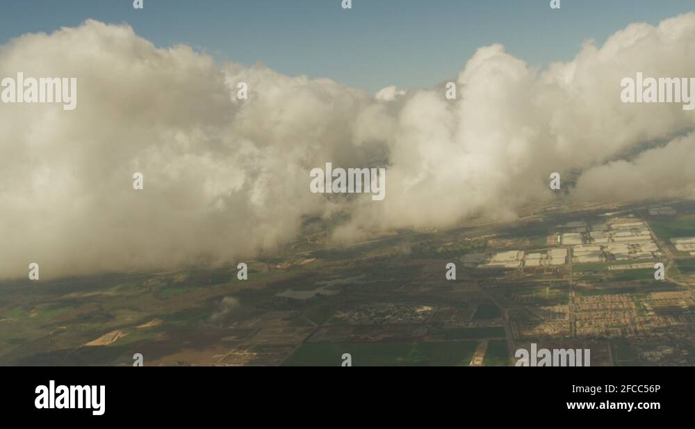 Distant towns Stock Videos & Footage - HD and 4K Video Clips - Alamy