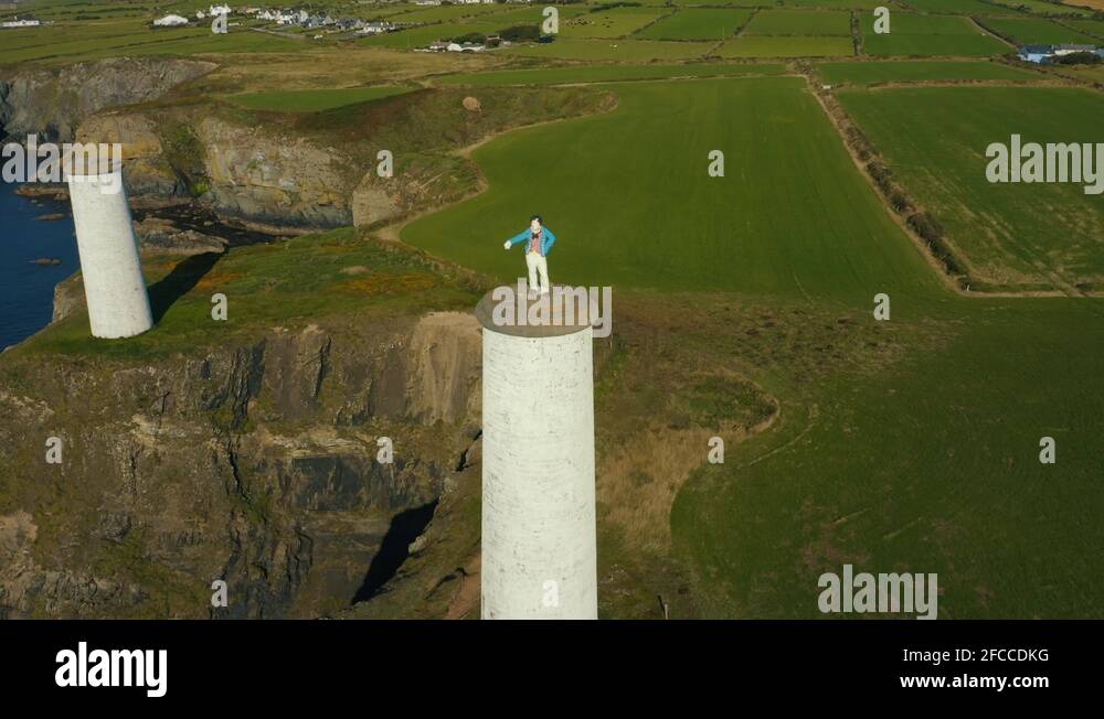 Copper pillars Stock Videos & Footage - HD and 4K Video Clips - Alamy