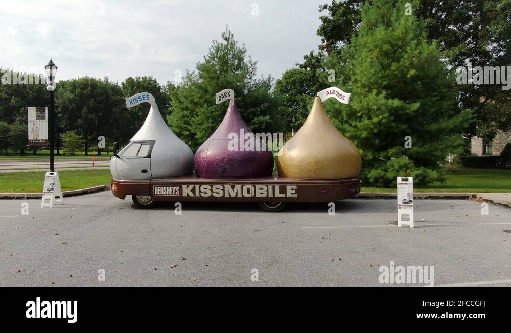 Hersheys kisses chocolate Stock Videos & Footage - HD and 4K Video ...