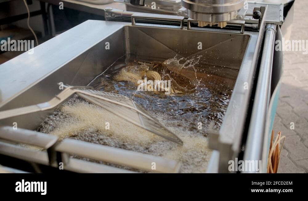 Baking boiling Stock Videos & Footage - HD and 4K Video Clips - Alamy