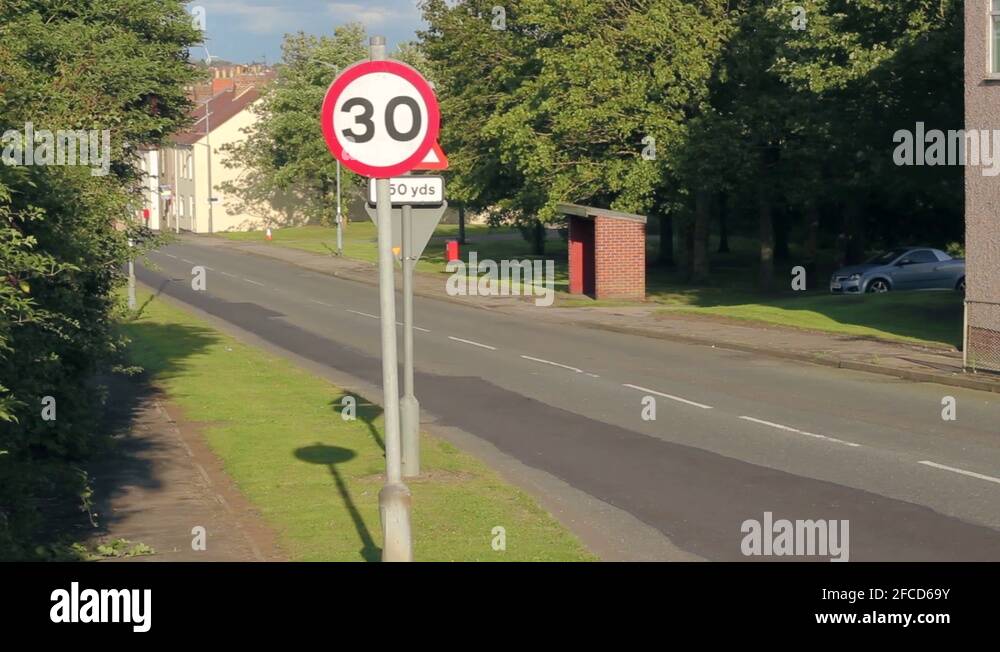 30 mph uk Stock Videos & Footage - HD and 4K Video Clips - Alamy