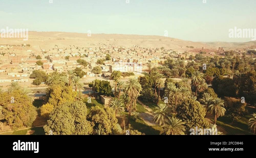 Egyptian vertical Stock Videos & Footage - HD and 4K Video Clips - Alamy