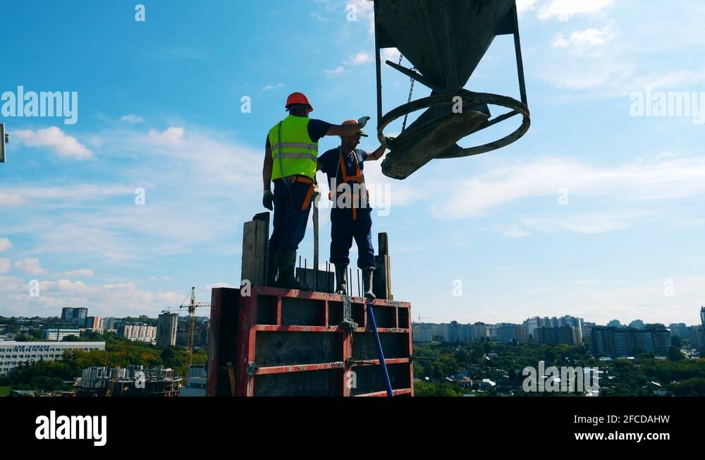 Standing block Stock Videos & Footage - HD and 4K Video Clips - Alamy