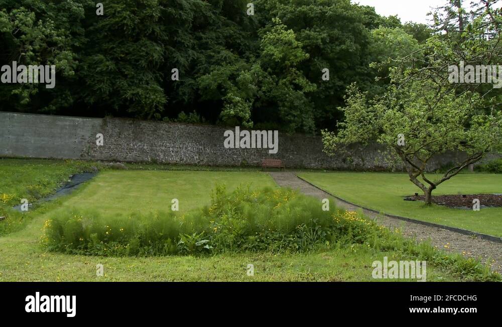 Path brick path Stock Videos & Footage - HD and 4K Video Clips - Alamy