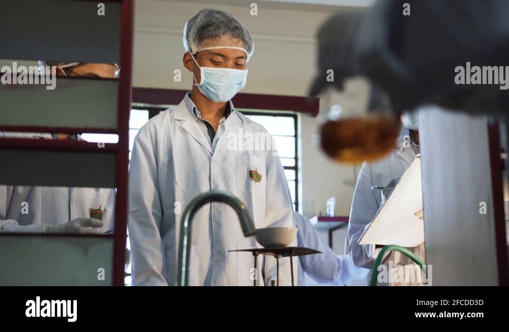 Scientific tests Stock Videos & Footage - HD and 4K Video Clips - Alamy