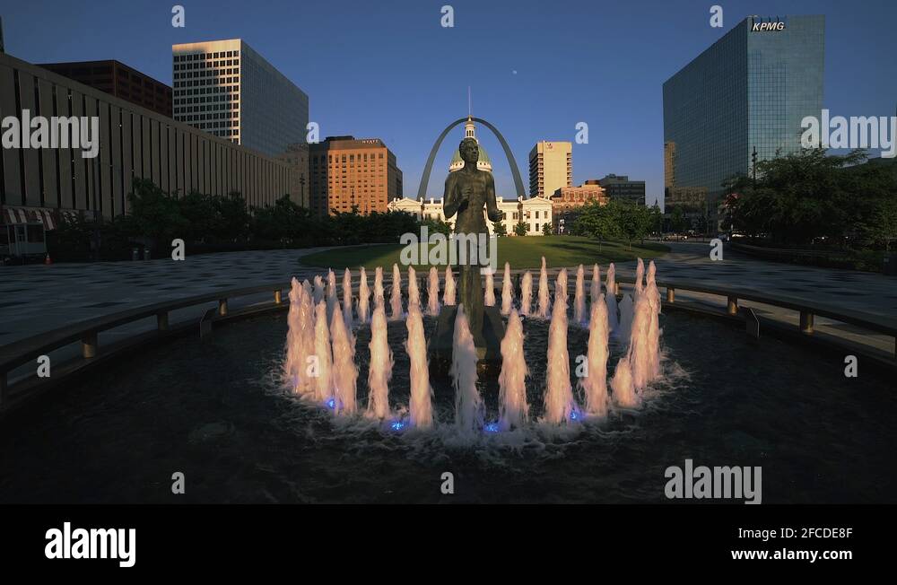 Gateway arch national historic site Stock Videos & Footage - HD and 4K ...
