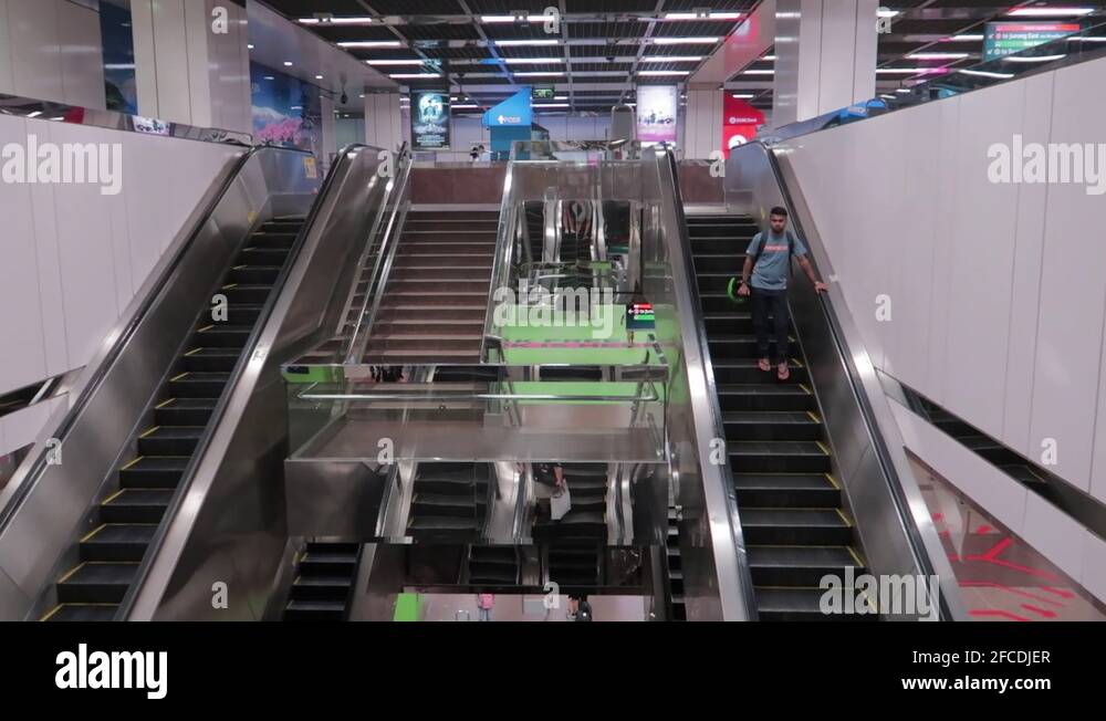 Flight escalators Stock Videos & Footage - HD and 4K Video Clips - Alamy