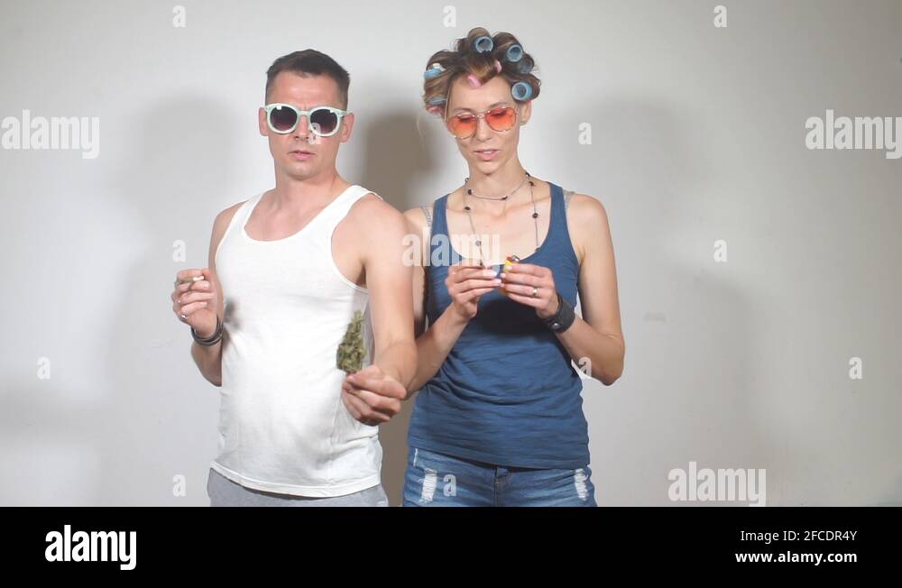 Reefer doobie Stock Videos & Footage - HD and 4K Video Clips - Alamy