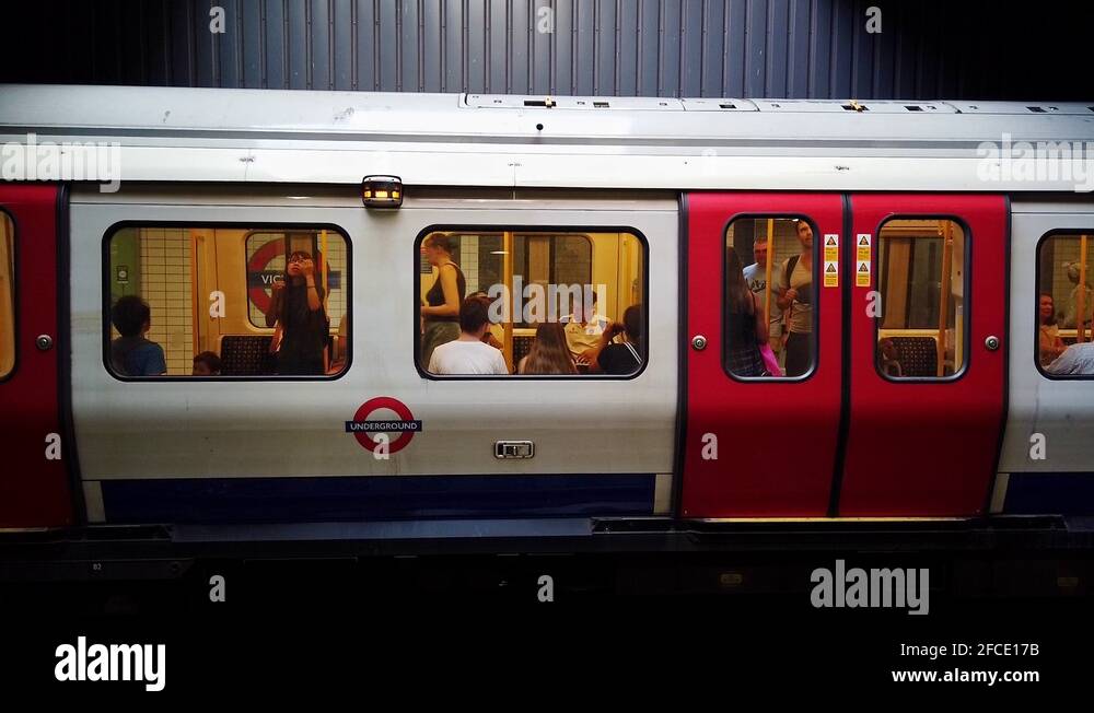 Tube and trains Stock Videos & Footage - HD and 4K Video Clips - Alamy