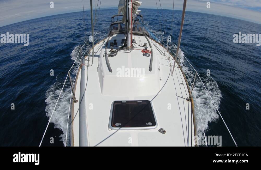 Ocean sailboat stern Stock Videos & Footage - HD and 4K Video Clips - Alamy