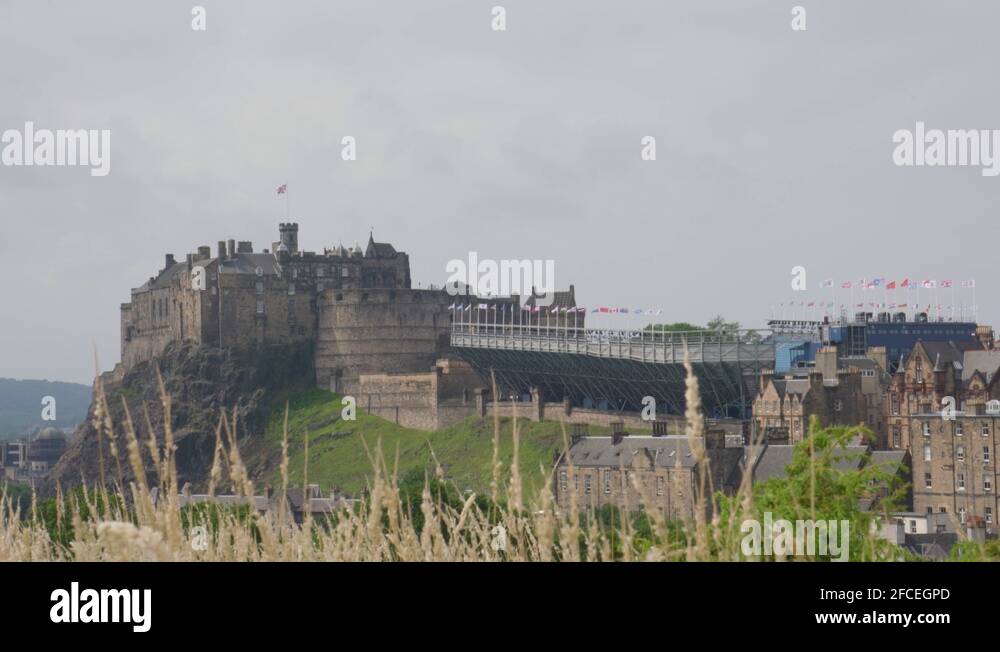 Edinburgh castle flags Stock Videos & Footage - HD and 4K Video Clips ...