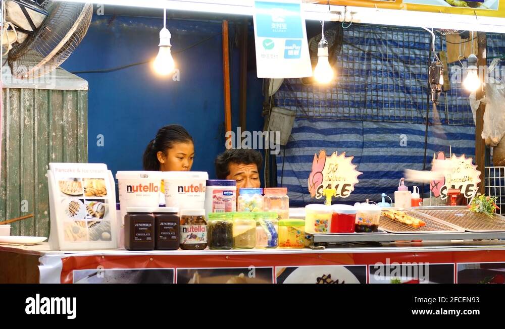 Family market stall Stock Videos & Footage - HD and 4K Video Clips - Alamy