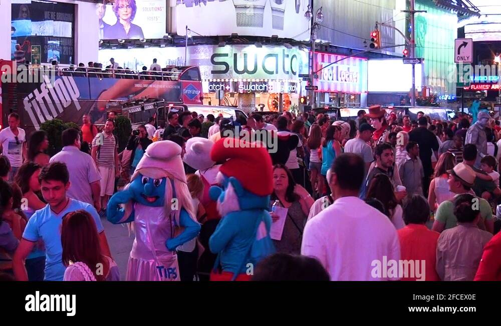 The smurfs Stock Videos & Footage - HD and 4K Video Clips - Alamy