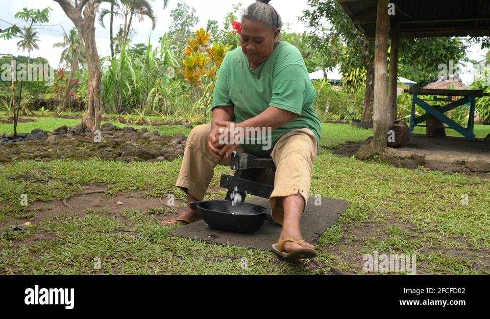 Samoan culture Stock Videos & Footage - HD and 4K Video Clips - Alamy