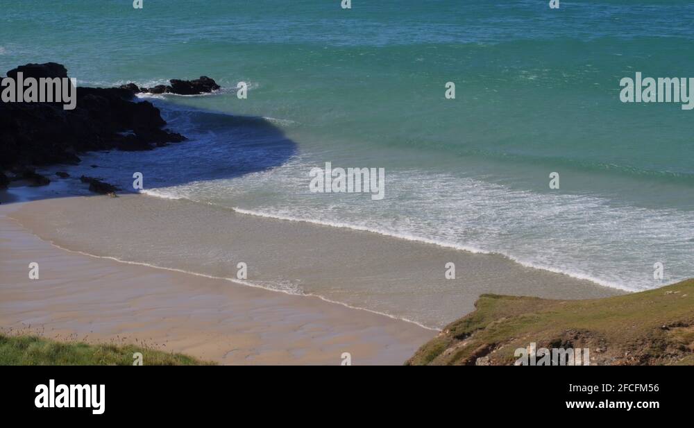 Cornwall waves sea Stock Videos & Footage - HD and 4K Video Clips - Alamy