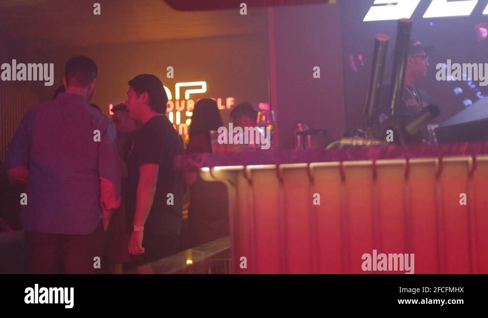 Dj booth crowd Stock Videos & Footage - HD and 4K Video Clips - Alamy