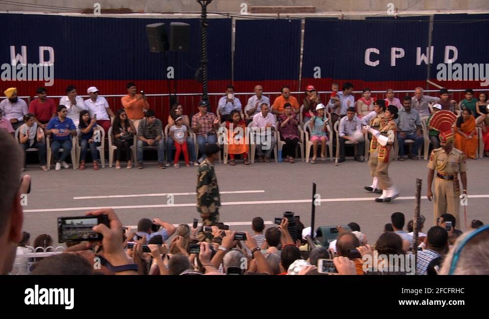 Indian army marching Stock Videos & Footage - HD and 4K Video Clips - Alamy