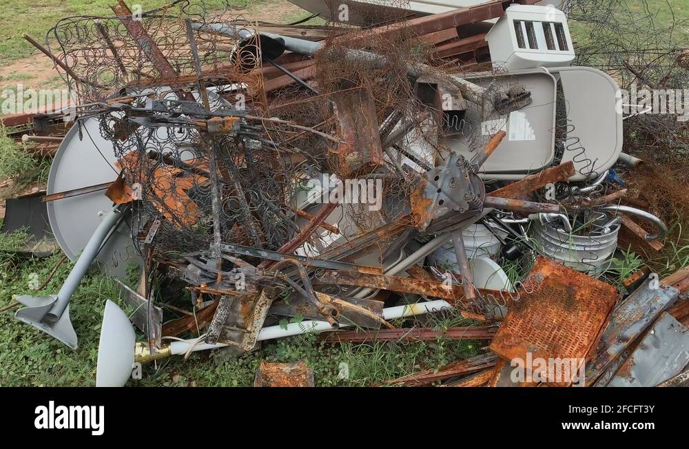 Garbage scrap Stock Videos & Footage - HD and 4K Video Clips - Alamy