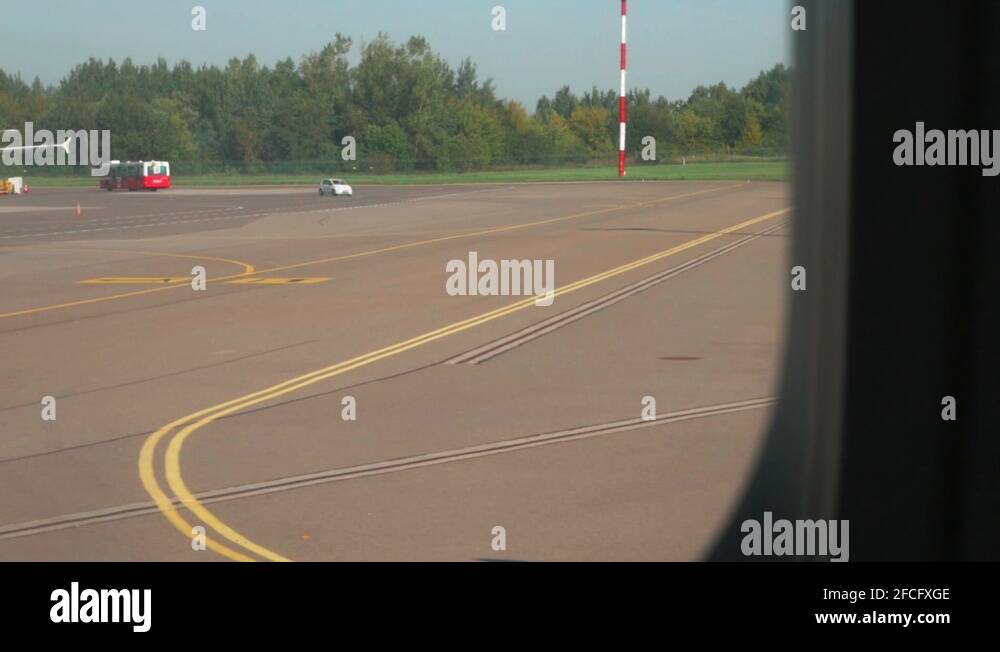 Plane driving on land Stock Videos & Footage - HD and 4K Video Clips ...