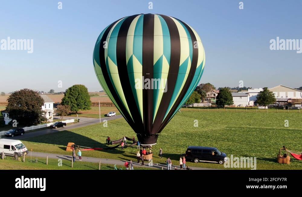 Deflated hot air balloon Stock Videos & Footage - HD and 4K Video Clips ...