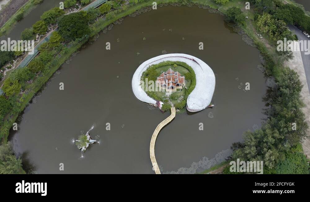 Fish temple Stock Videos & Footage - HD and 4K Video Clips - Alamy