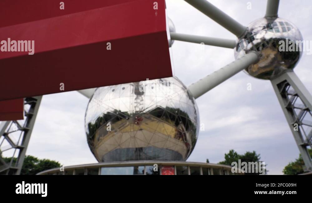 Atomium tower Stock Videos & Footage - HD and 4K Video Clips - Alamy