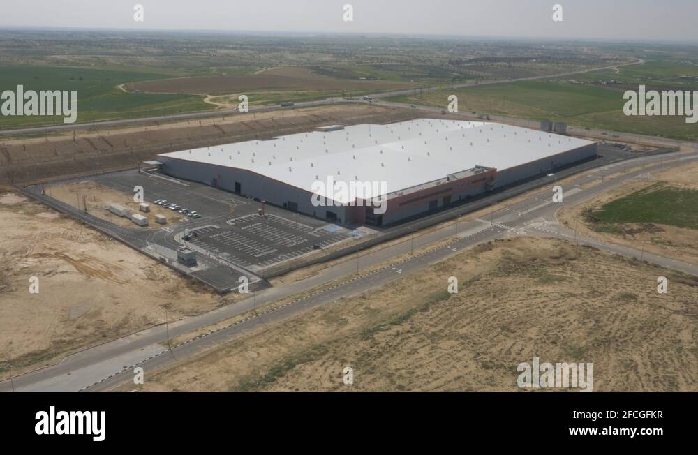 Warehouse outside Stock Videos & Footage - HD and 4K Video Clips - Alamy