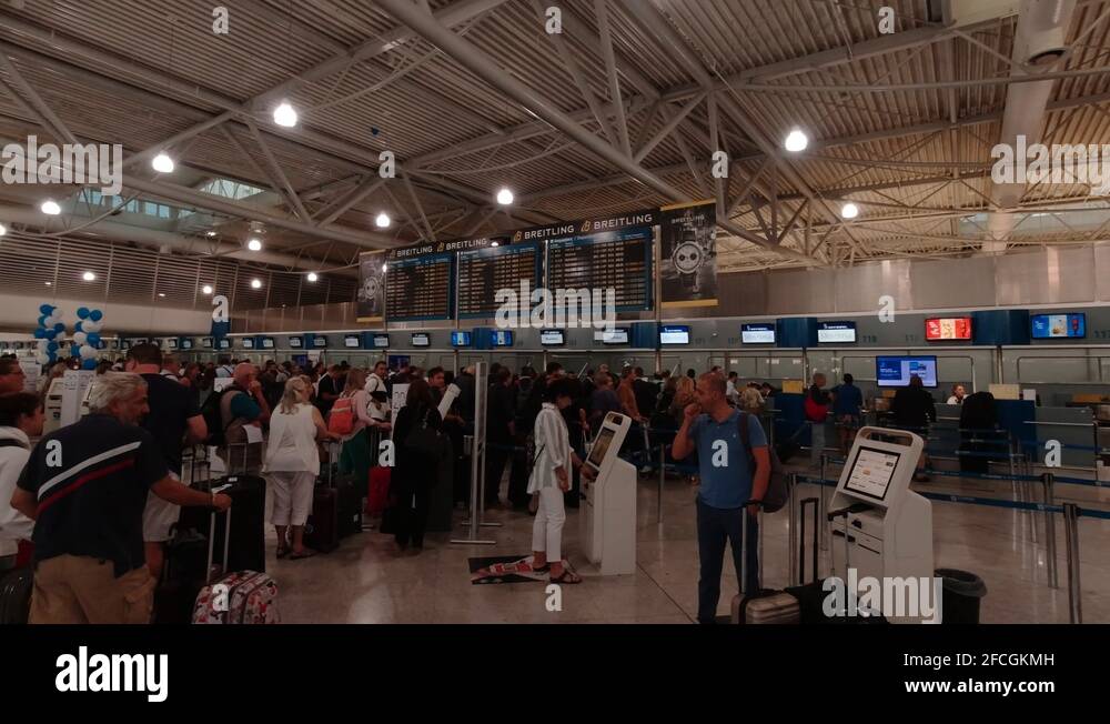 Check in gates Stock Videos & Footage - HD and 4K Video Clips - Alamy