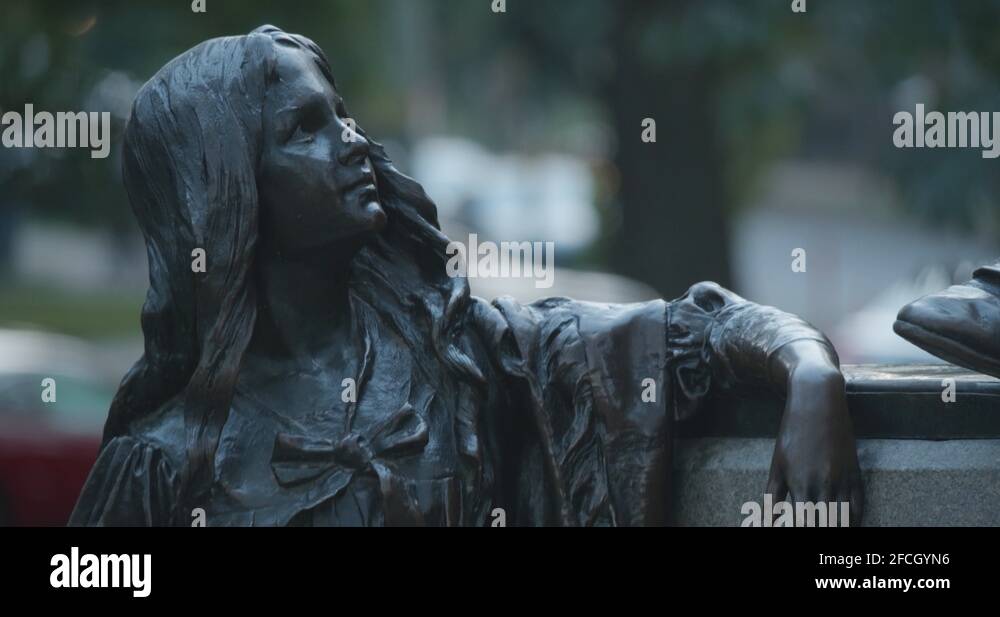 Statue of Charles Dickens and Little Nell, Clark Park, Philadelphia, PA ...