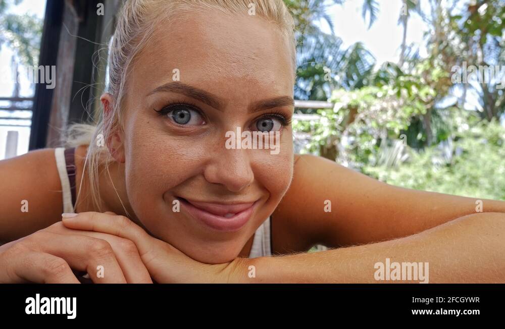 Expectation face Stock Videos & Footage - HD and 4K Video Clips - Alamy