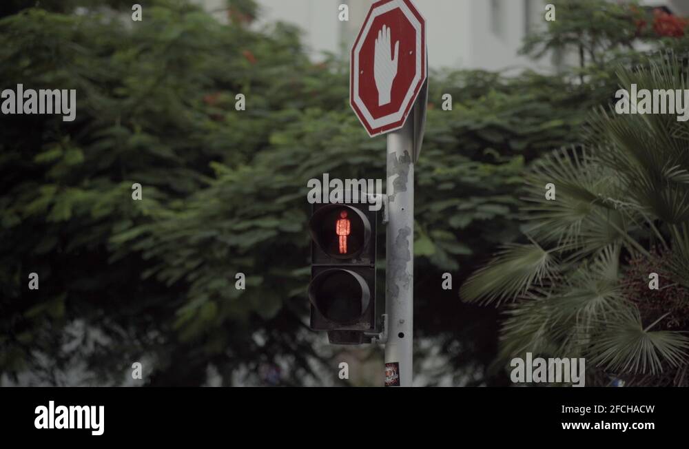 Red pedestrian dont walk sign Stock Videos & Footage - HD and 4K Video ...