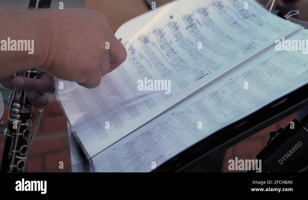 Clarinet notes Stock Videos & Footage - HD and 4K Video Clips - Alamy