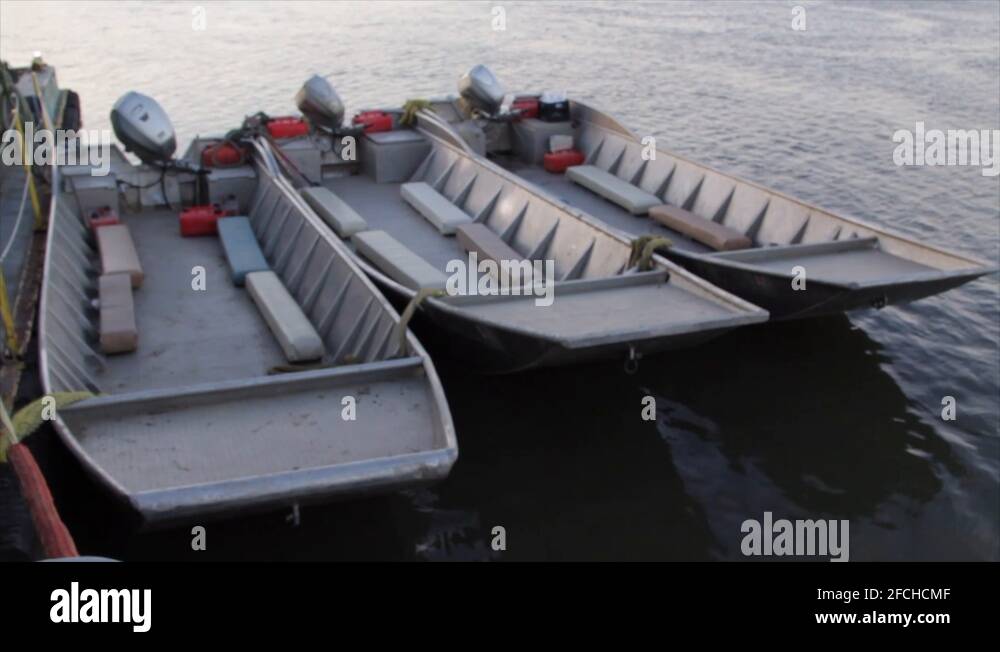 Ohio river boats Stock Videos & Footage - HD and 4K Video Clips - Alamy