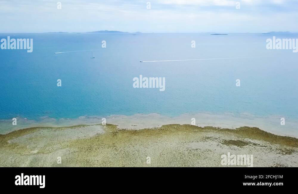 Ocean going speedboat Stock Videos & Footage - HD and 4K Video Clips ...