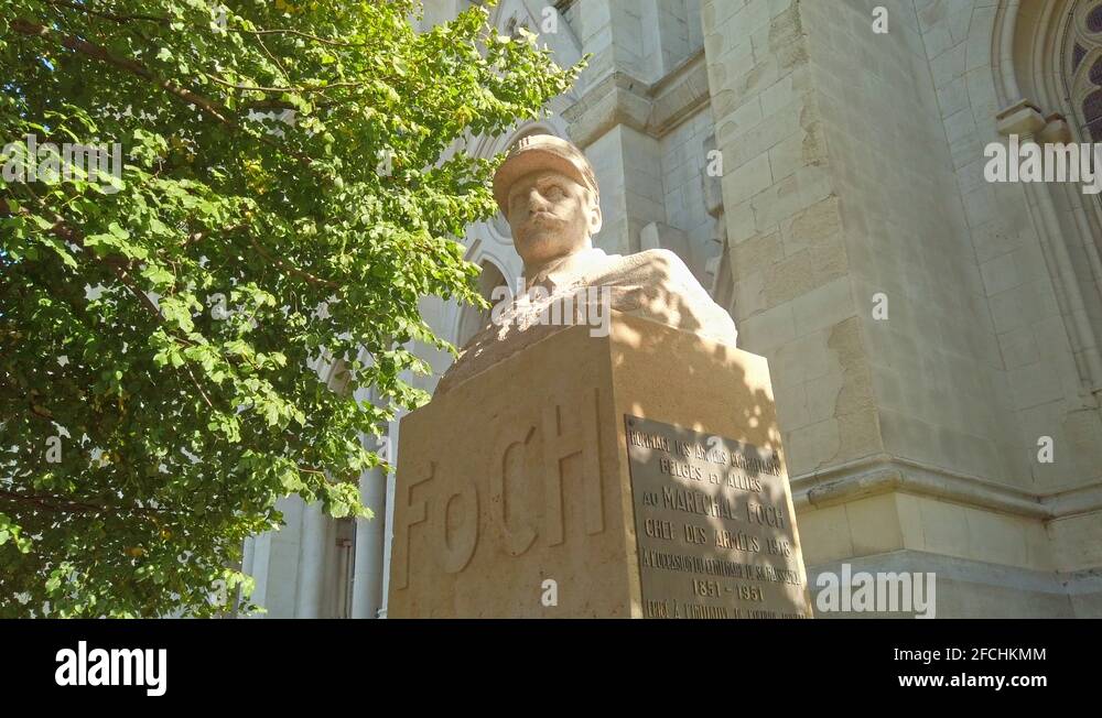 Zoom push in to sculpture bust French military general Ferdinand Foch ...
