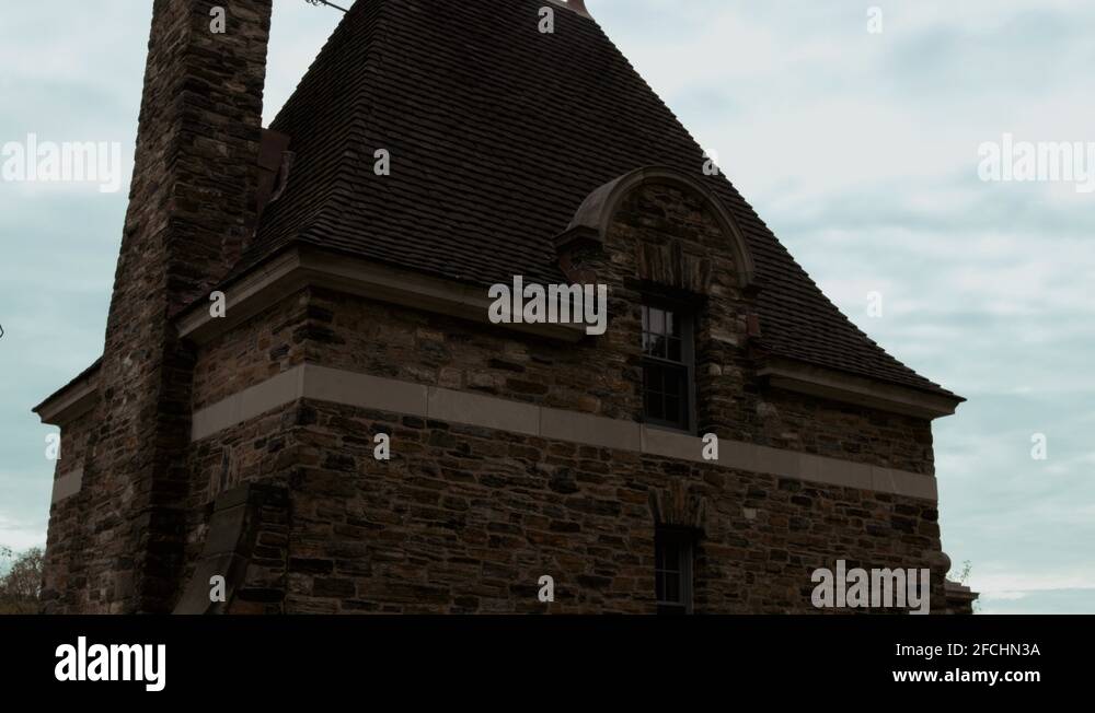 Stone gatehouse Stock Videos & Footage - HD and 4K Video Clips - Alamy