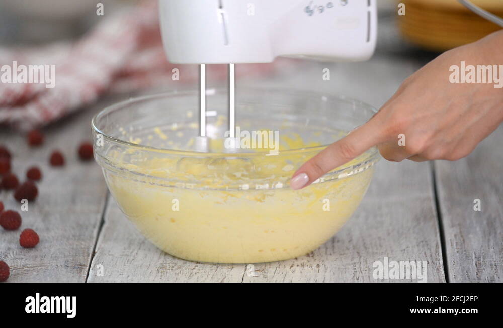 Beat mixer Stock Videos & Footage - HD and 4K Video Clips - Alamy