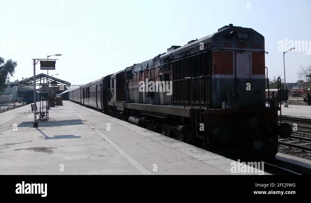 Front view locomotive Stock Videos & Footage - HD and 4K Video Clips ...