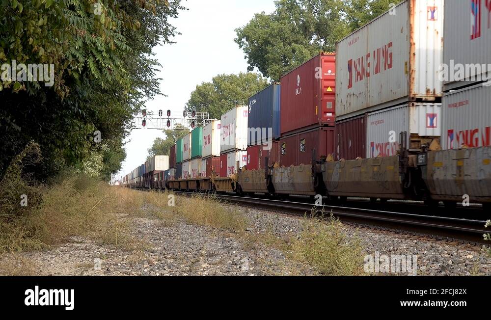 Rail shipping containers Stock Videos & Footage - HD and 4K Video Clips ...